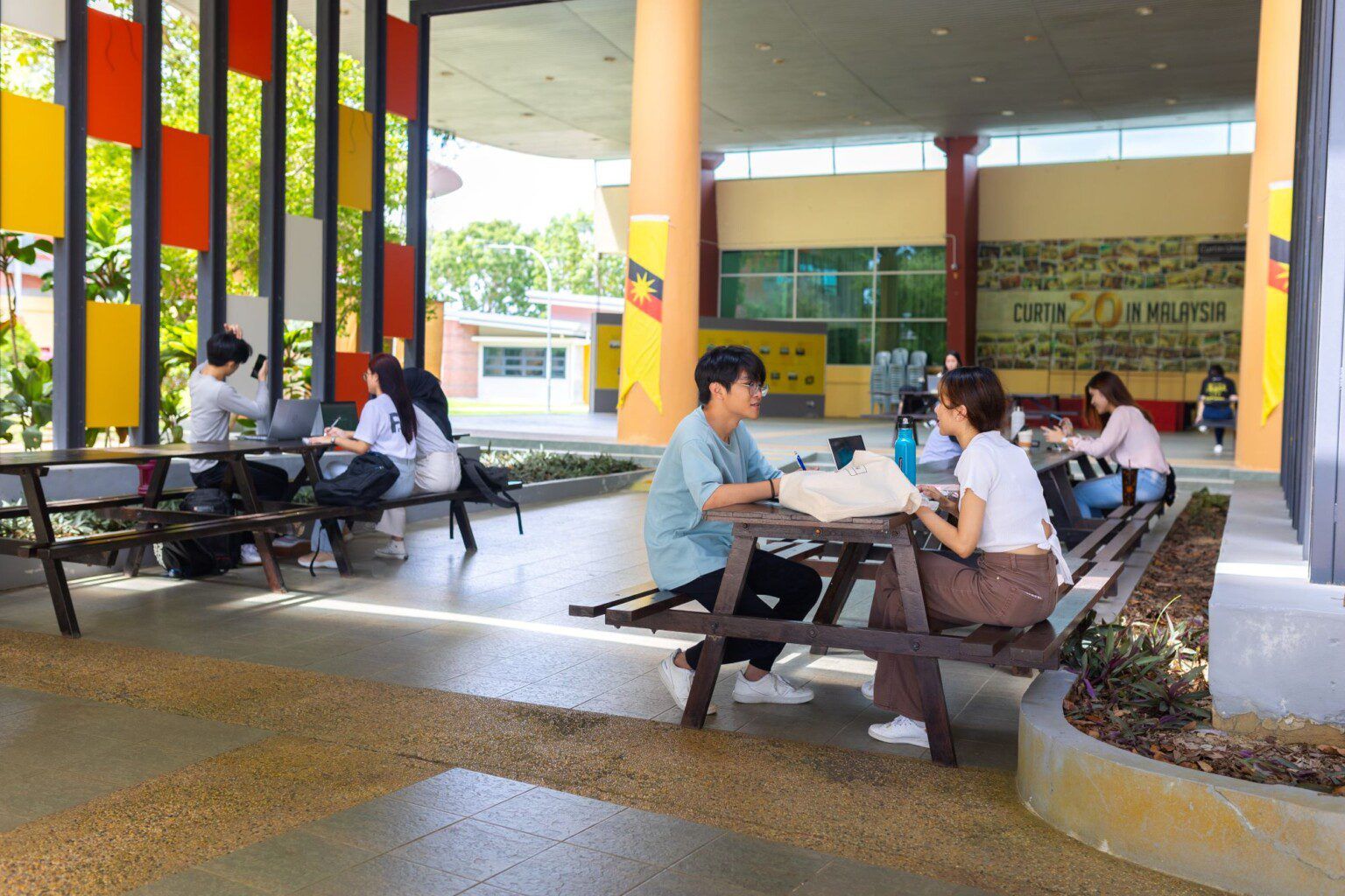 Curtin Malaysia | About and contact | Curtin University